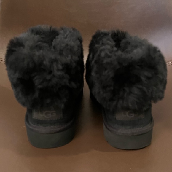 UGG | Shoes | Ugg Womens Classic Mini Fluff Boot | Poshmark